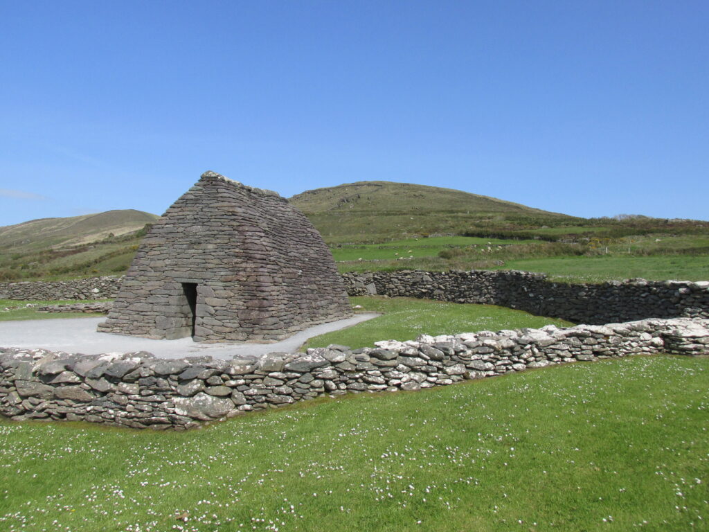 Gallarus Oratory, Dingle Peninsula – Foresight
